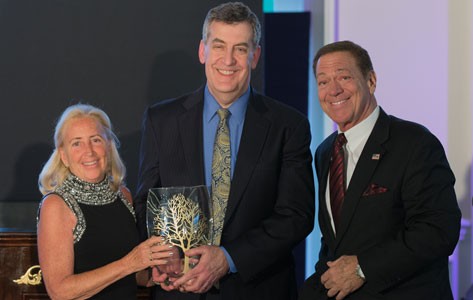 Eric Whitman Receives Starry Night Gala Award - Atlantic Health